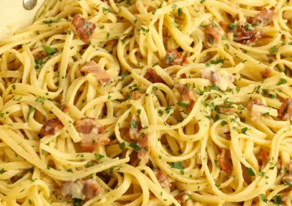 PASTA CARBONARA - Easy Recipes Life