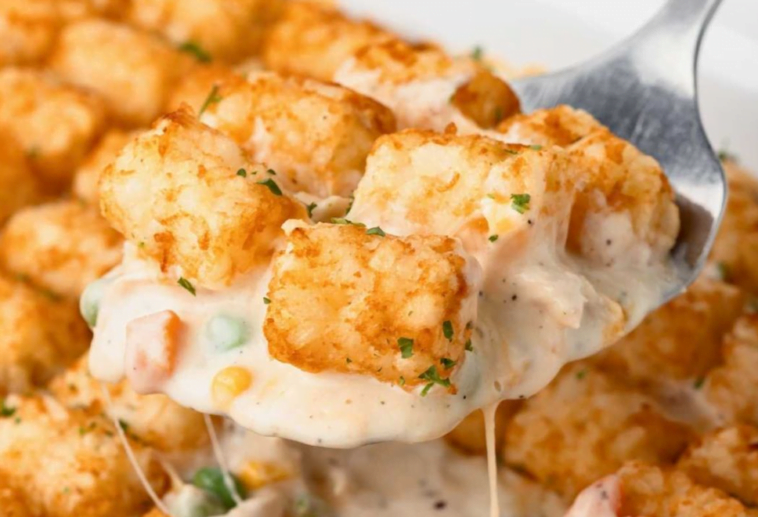 Satisfying Cheesy Chicken Tater Tot Casserole - Easy Recipes Life