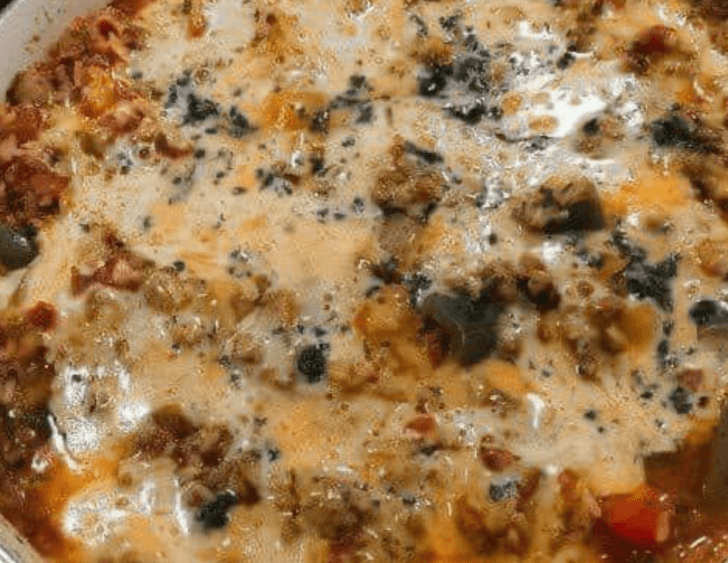 Ground Beef and Peppers Skillet - Easy Recipes Life