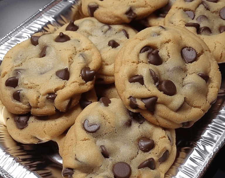 Homemade Chocolate Chip Cookies - Easy Recipes Life