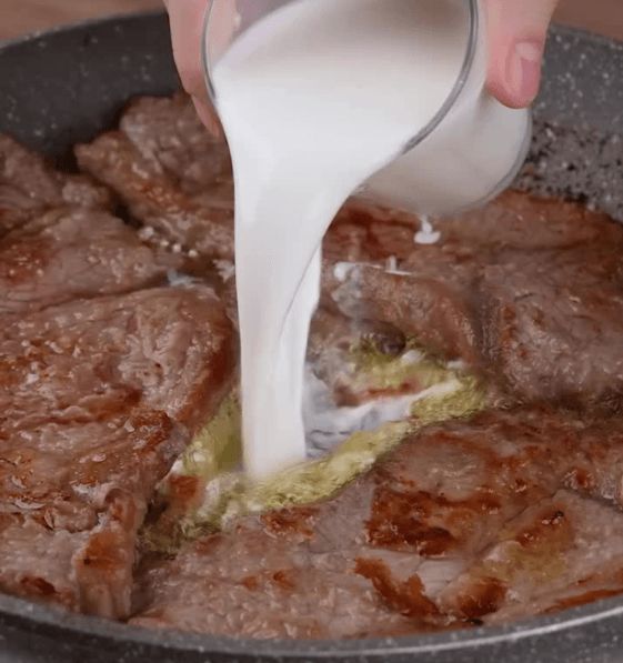 Milk-Braised Beef Steaks - Easy Recipes Life