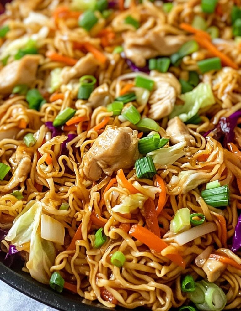 Chicken Chow Mein Recipe - Easy Recipes Life