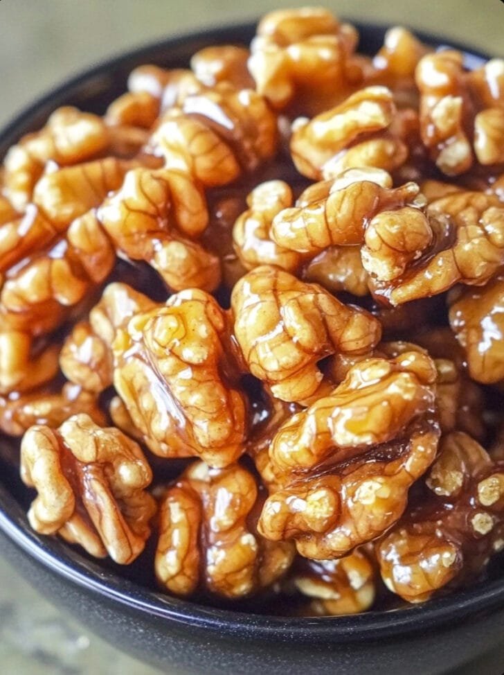 5-Minute Candied Walnuts - Easy Recipes Life