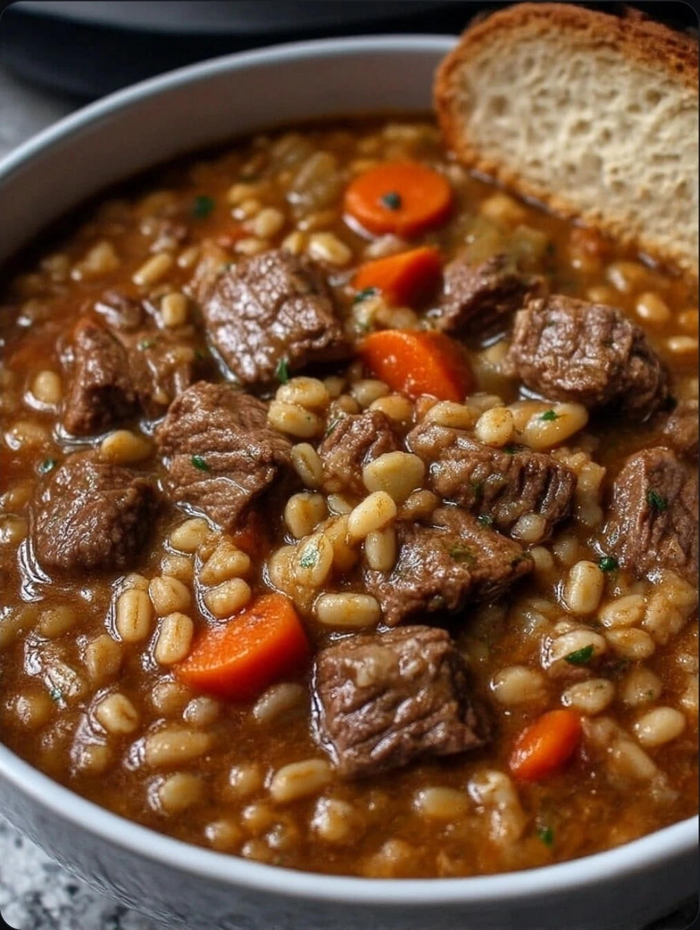 5-Ingredient Slow Cooker Beef & Barley Soup - Easy Recipes Life